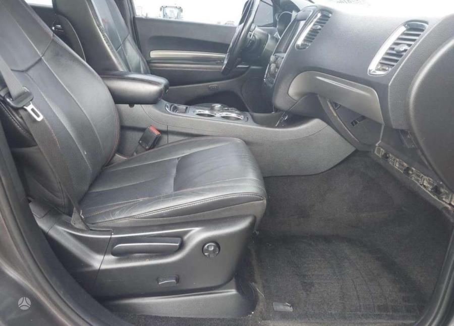 Grey Dodge Durango 2015 in Siauliai, with an engine capacity of 5.65 L and mileage of 267 thousand km for 8700 €, photo 12 on AUTOMOTO.COM.LV