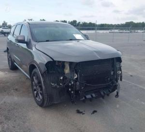 Grey Dodge Durango 2015 in Siauliai, with an engine capacity of 5.65 L and mileage of 267 thousand km for 8700 €, photo 15 on AUTOMOTO.COM.LV