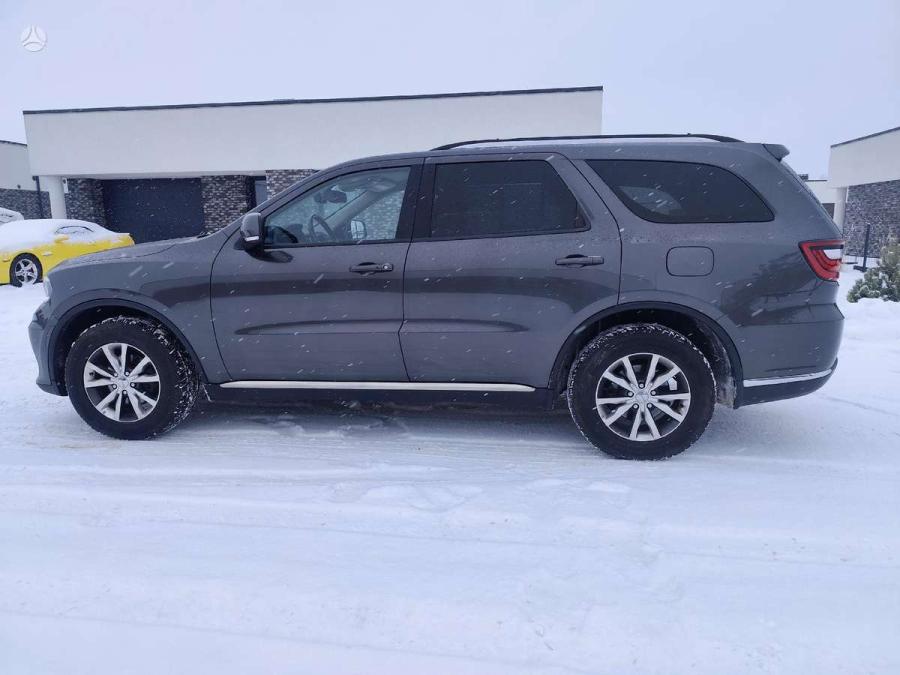 Pelēks Dodge Durango 2016 Kauņa, ar dzinēja tilpumu 3.60 L un nobraukumu 182 tūkst. km par 13300 €, foto 8 vietnē AUTOMOTO.COM.LV
