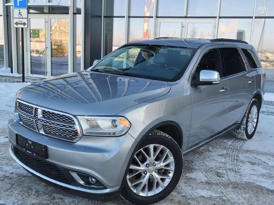 Grey Dodge Durango 2016 in Vilnius, with an engine capacity of 3.60 L and mileage of 300 thousand km for 14950 €, photo 16 on AUTOMOTO.COM.LV