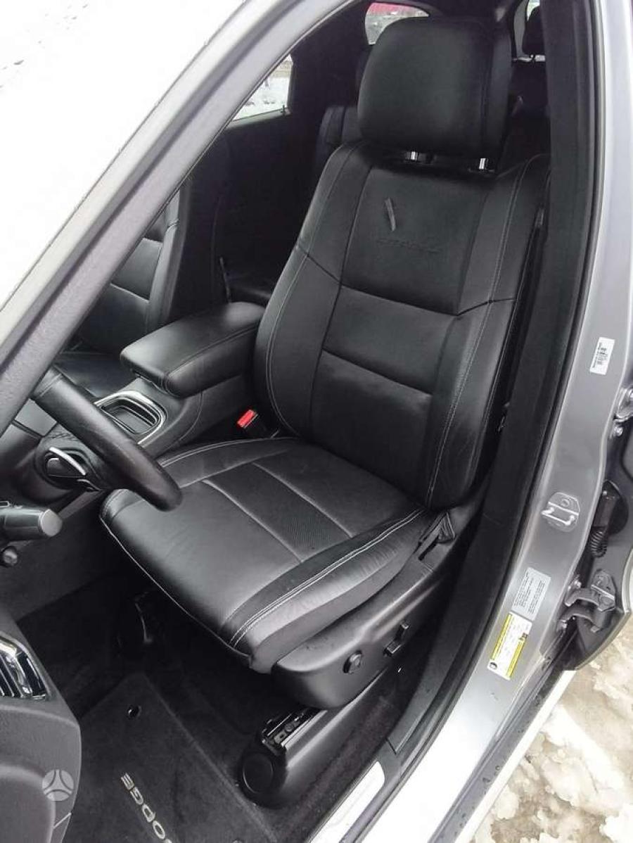 Grey Dodge Durango 2016 in Vilnius, with an engine capacity of 3.60 L and mileage of 300 thousand km for 14950 €, photo 20 on AUTOMOTO.COM.LV