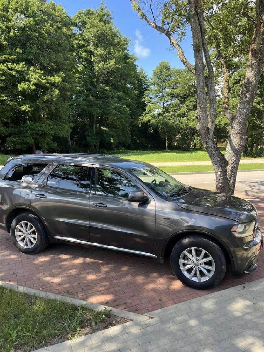 Grey Dodge Durango 2016 in Klaipeda, with an engine capacity of 3.60 L and mileage of 256 thousand km for 10990 €, photo 4 on AUTOMOTO.COM.LV