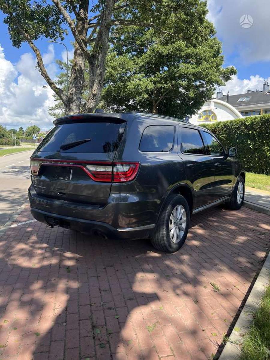 Grey Dodge Durango 2016 in Klaipeda, with an engine capacity of 3.60 L and mileage of 256 thousand km for 10990 €, photo 5 on AUTOMOTO.COM.LV