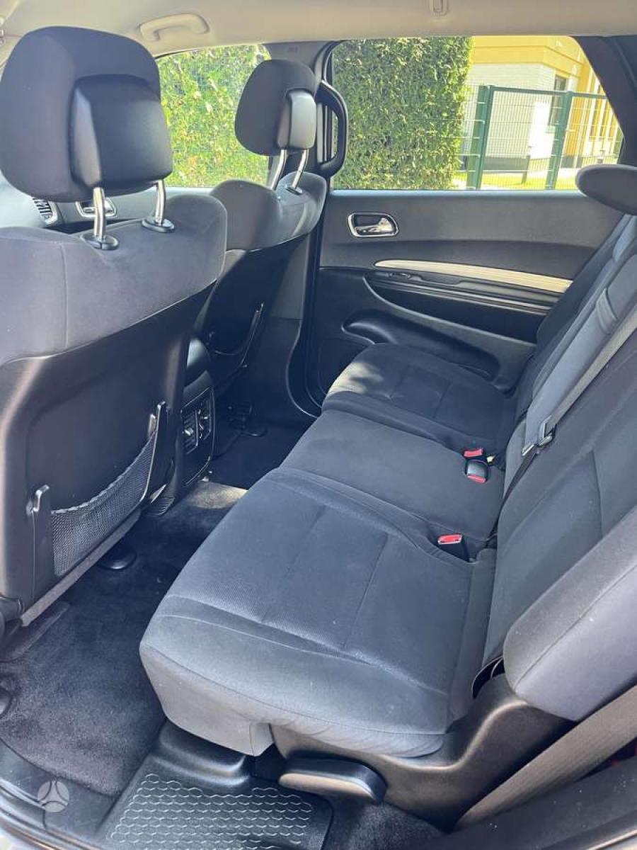 Grey Dodge Durango 2016 in Klaipeda, with an engine capacity of 3.60 L and mileage of 256 thousand km for 10990 €, photo 9 on AUTOMOTO.COM.LV