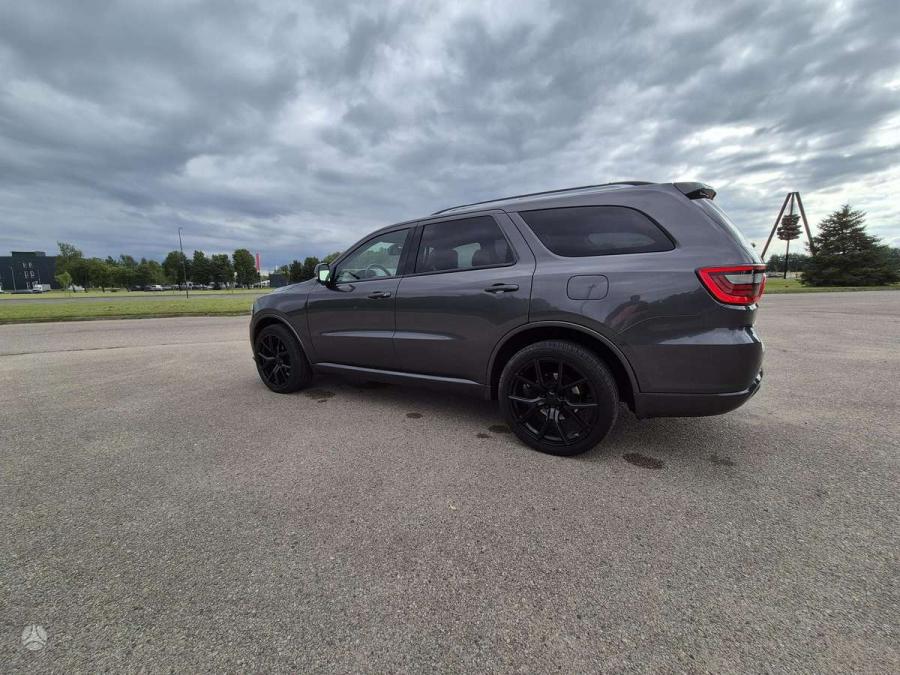 Pelēks Dodge Durango 2016 Kauņa, ar dzinēja tilpumu 3.60 L un nobraukumu 169 tūkst. km par 17700 €, foto 7 vietnē AUTOMOTO.COM.LV