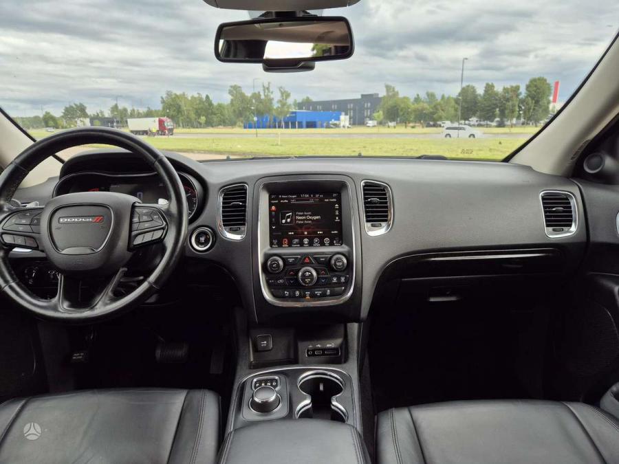 Pelēks Dodge Durango 2016 Kauņa, ar dzinēja tilpumu 3.60 L un nobraukumu 169 tūkst. km par 17700 €, foto 22 vietnē AUTOMOTO.COM.LV