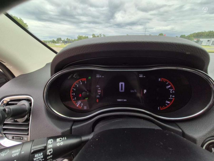 Pelēks Dodge Durango 2016 Kauņa, ar dzinēja tilpumu 3.60 L un nobraukumu 169 tūkst. km par 17700 €, foto 25 vietnē AUTOMOTO.COM.LV