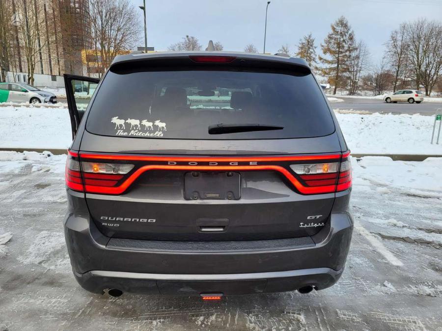 Grey Dodge Durango 2017 in Kaunas, with an engine capacity of 3.60 L and mileage of 160 thousand km for 15400 €, photo 3 on AUTOMOTO.COM.LV