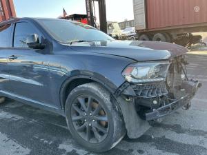 Pelēks Dodge Durango 2017 Viļņa, ar dzinēja tilpumu 5.65 L un nobraukumu 180 tūkst. km par 11900 €, foto 2 vietnē AUTOMOTO.COM.LV
