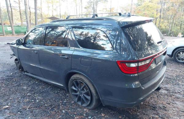 Grey Dodge Durango 2017 in Vilnius, with an engine capacity of 5.65 L and mileage of 180 thousand km for 11900 €, photo 6 on AUTOMOTO.COM.LV