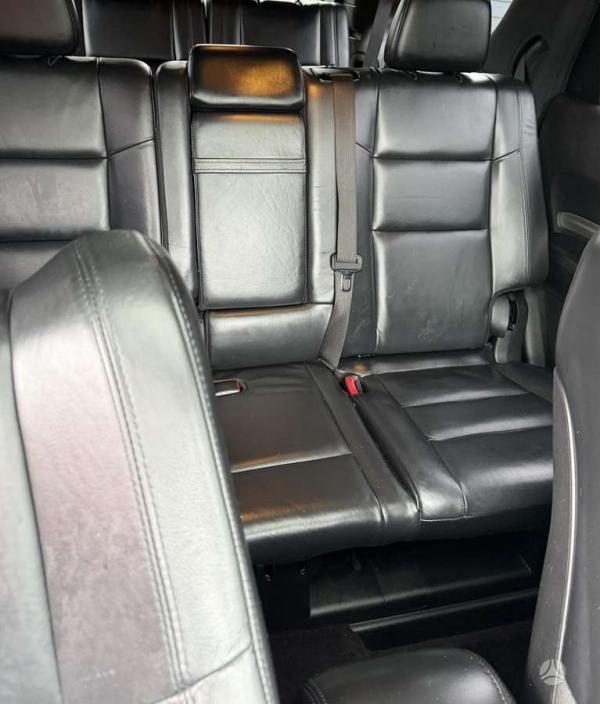 Pelēks Dodge Durango 2017 Gargždai, ar dzinēja tilpumu 3.60 L un nobraukumu 224 tūkst. km par 16900 €, foto 7 vietnē AUTOMOTO.COM.LV