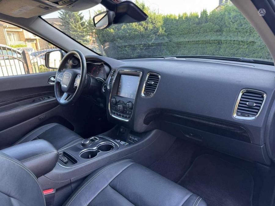 Grey Dodge Durango 2017 in Siauliai, with an engine capacity of 3.60 L and mileage of 0 thousand km for 8250 €, photo 19 on AUTOMOTO.COM.LV