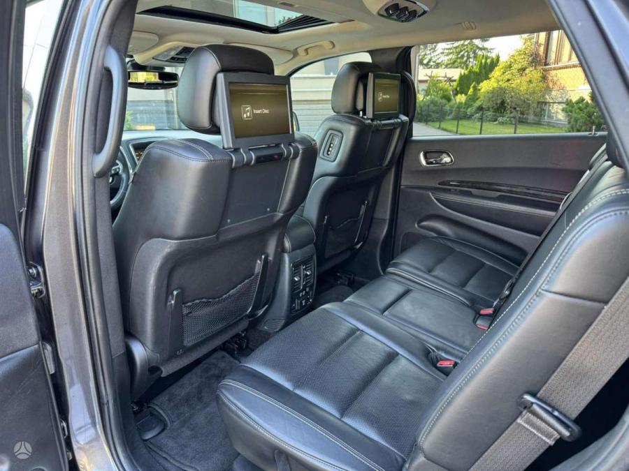Grey Dodge Durango 2017 in Siauliai, with an engine capacity of 3.60 L and mileage of 0 thousand km for 8250 €, photo 24 on AUTOMOTO.COM.LV