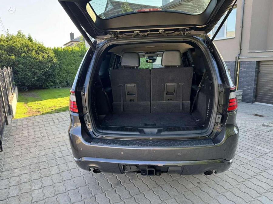 Grey Dodge Durango 2017 in Siauliai, with an engine capacity of 3.60 L and mileage of 0 thousand km for 8250 €, photo 29 on AUTOMOTO.COM.LV