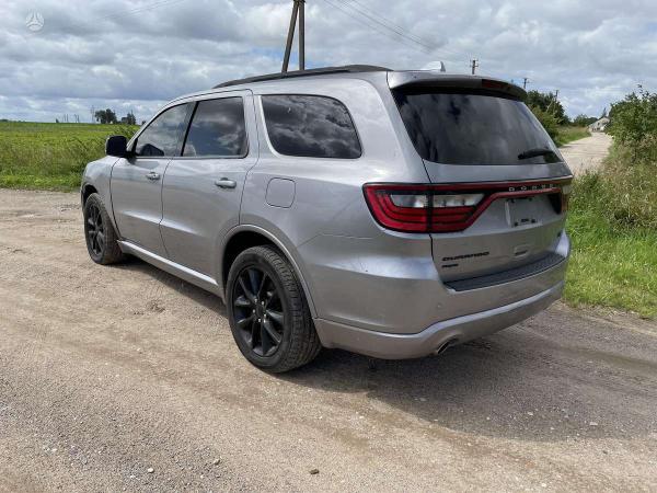 Grey Dodge Durango 2017 in Alytus, with an engine capacity of 5.65 L and mileage of 242 thousand km for 9300 €, photo 2 on AUTOMOTO.COM.LV