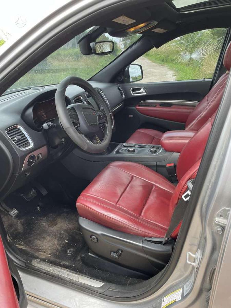 Grey Dodge Durango 2017 in Alytus, with an engine capacity of 5.65 L and mileage of 242 thousand km for 9300 €, photo 6 on AUTOMOTO.COM.LV