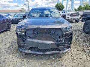 Grey Dodge Durango 2017 in Siauliai, with an engine capacity of 5.65 L and mileage of 256 thousand km for 10900 €, photo 3 on AUTOMOTO.COM.LV
