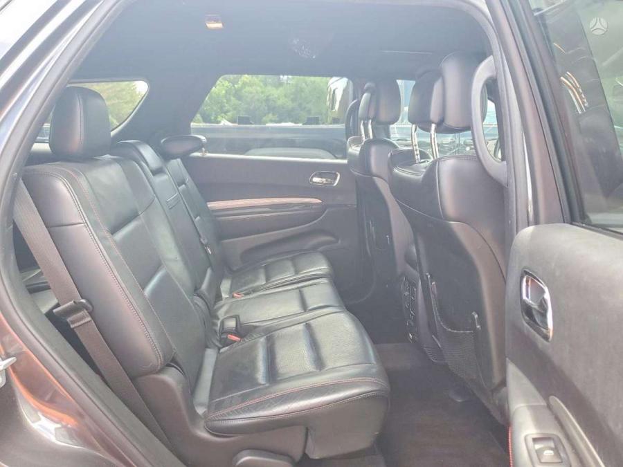 Grey Dodge Durango 2017 in Siauliai, with an engine capacity of 5.65 L and mileage of 256 thousand km for 10900 €, photo 11 on AUTOMOTO.COM.LV