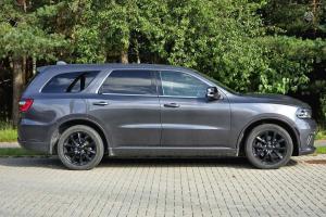 Grey Dodge Durango 2017 in Klaipeda, with an engine capacity of 5.65 L and mileage of 279 thousand km for 15300 €, photo 4 on AUTOMOTO.COM.LV