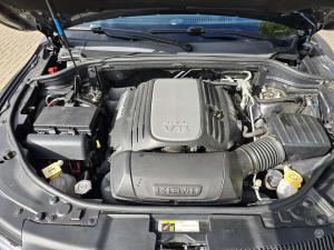 Grey Dodge Durango 2017 in Klaipeda, with an engine capacity of 5.65 L and mileage of 279 thousand km for 15300 €, photo 13 on AUTOMOTO.COM.LV