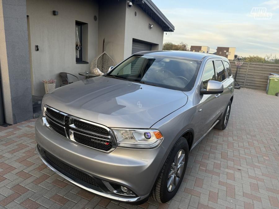 Grey Dodge Durango 2018 in Kaunas, with an engine capacity of 3.60 L and mileage of 248 thousand km for 12999 €, photo 4 on AUTOMOTO.COM.LV
