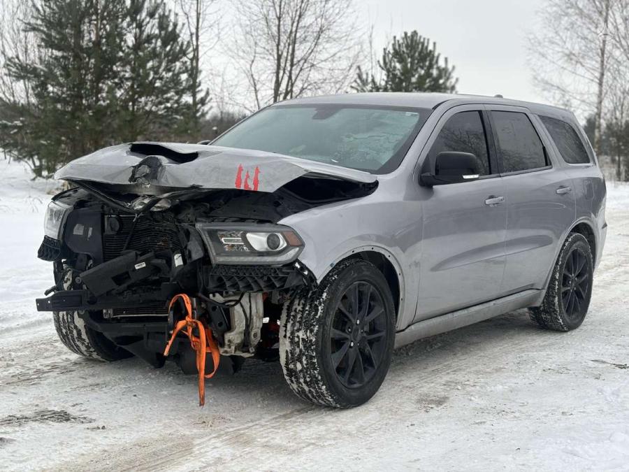 Grey Dodge Durango 2018 in Ukmerge, with an engine capacity of 5.65 L and mileage of 105 thousand km for 8500 €, photo 3 on AUTOMOTO.COM.LV