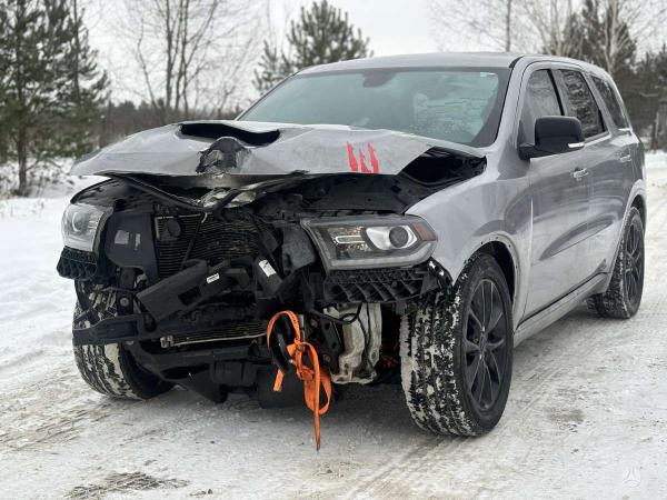 Pelēks Dodge Durango 2018 Ukmergė, ar dzinēja tilpumu 5.65 L un nobraukumu 105 tūkst. km par 8500 €, foto 4 vietnē AUTOMOTO.COM.LV