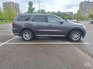 Grey Dodge Durango 2018 in Panevezys, with an engine capacity of 3.60 L and mileage of 311 thousand km for 13500 €, photo 3 on AUTOMOTO.COM.LV
