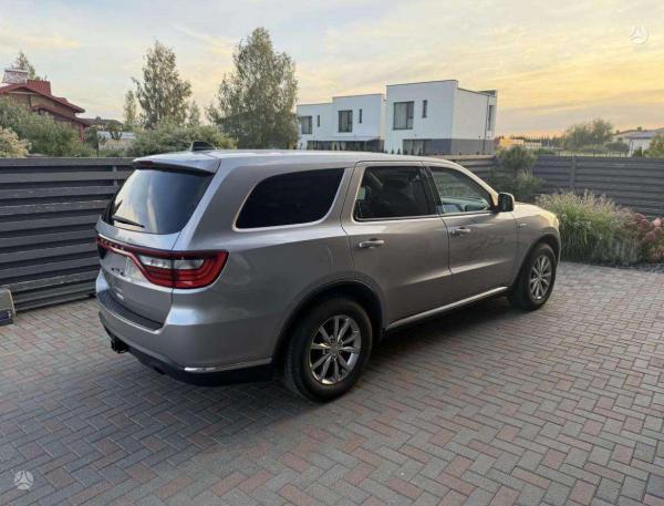 Pelēks Dodge Durango 2018 Kauņa, ar dzinēja tilpumu 3.60 L un nobraukumu 248 tūkst. km par 11900 €, foto 3 vietnē AUTOMOTO.COM.LV