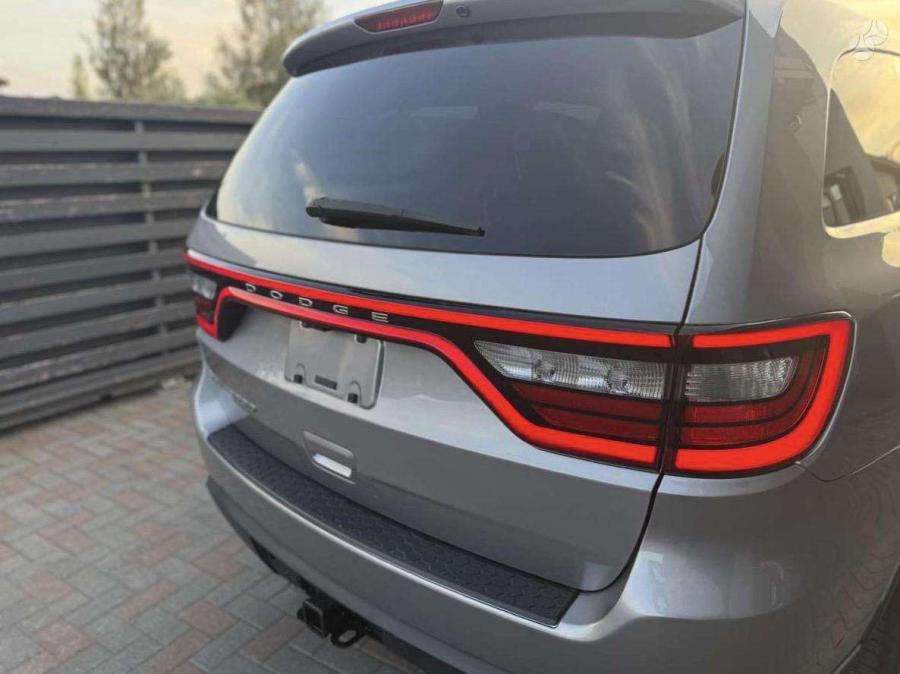 Grey Dodge Durango 2018 in Kaunas, with an engine capacity of 3.60 L and mileage of 248 thousand km for 11900 €, photo 7 on AUTOMOTO.COM.LV