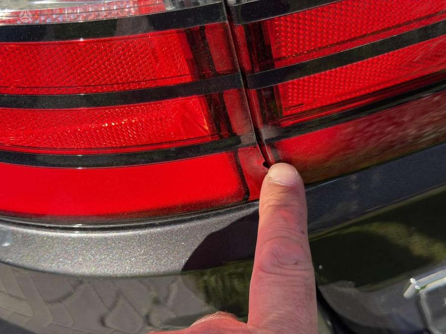 Grey Dodge Durango 2018 in Siauliai, with an engine capacity of 3.60 L and mileage of 179 thousand km for 15500 €, photo 36 on AUTOMOTO.COM.LV