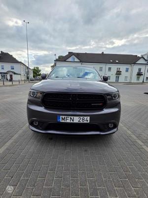 Grey Dodge Durango 2018 in Telschi, with an engine capacity of 3.60 L and mileage of 143 thousand km for 17800 €, photo 4 on AUTOMOTO.COM.LV