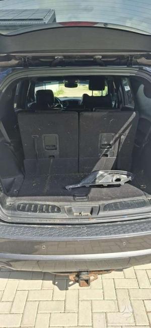 Grey Dodge Durango 2018 in Vilnius, with an engine capacity of 3.60 L and mileage of 264 thousand km for 10900 €, photo 11 on AUTOMOTO.COM.LV