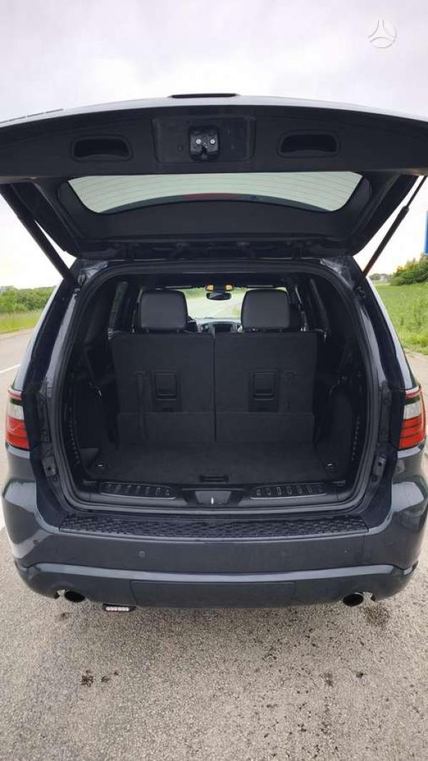 Pelēks Dodge Durango 2018 Klaipėda, ar dzinēja tilpumu 3.60 L un nobraukumu 188 tūkst. km par 17300 €, foto 10 vietnē AUTOMOTO.COM.LV