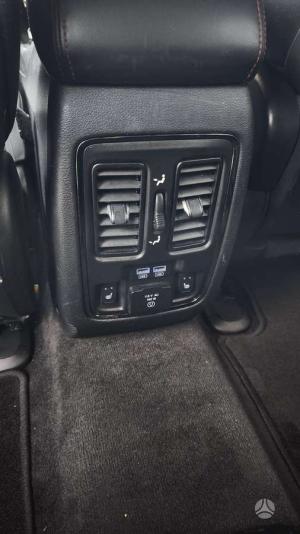 Pelēks Dodge Durango 2018 Klaipėda, ar dzinēja tilpumu 3.60 L un nobraukumu 188 tūkst. km par 17300 €, foto 13 vietnē AUTOMOTO.COM.LV