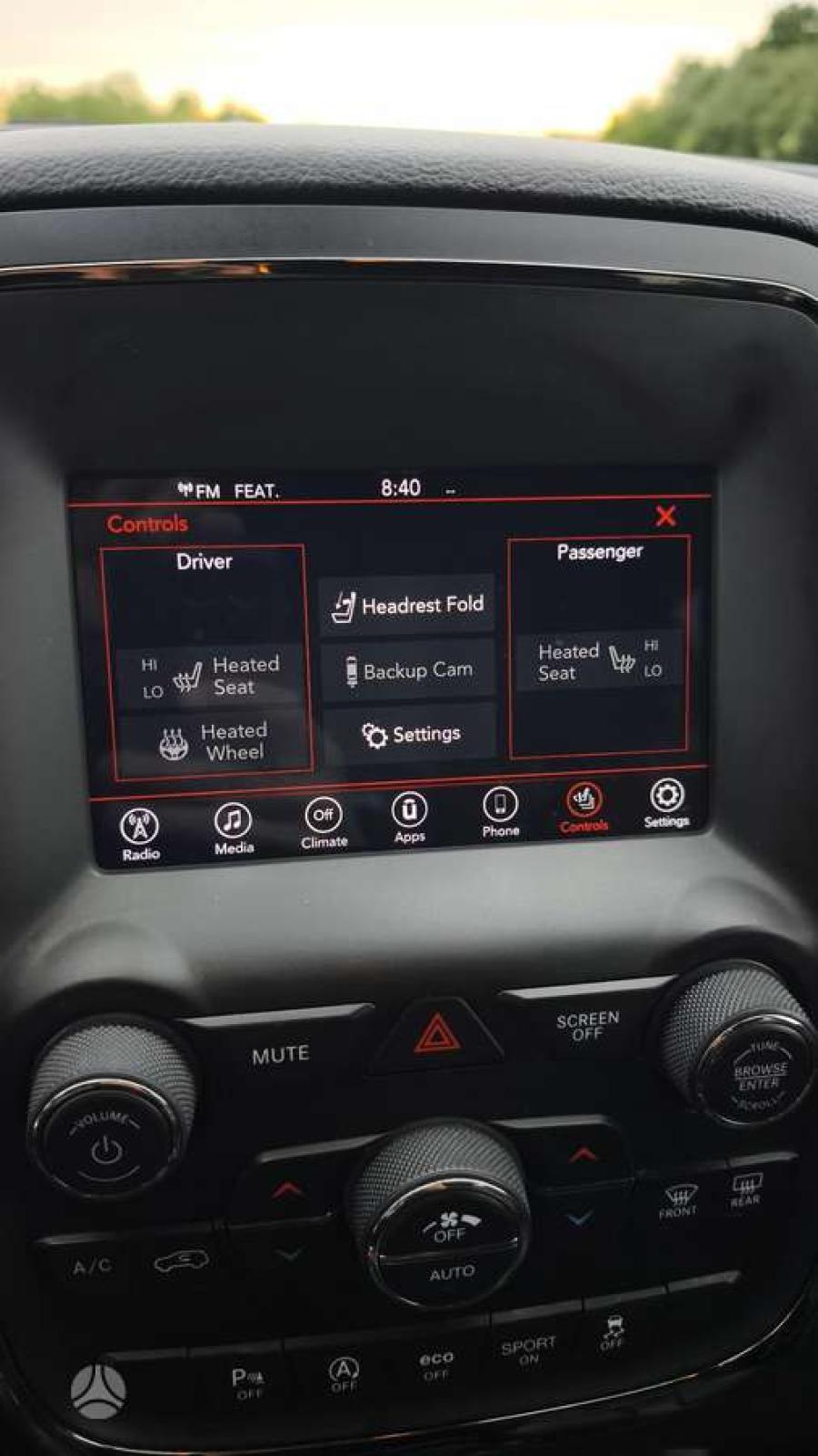 Pelēks Dodge Durango 2018 Klaipėda, ar dzinēja tilpumu 3.60 L un nobraukumu 188 tūkst. km par 17300 €, foto 17 vietnē AUTOMOTO.COM.LV