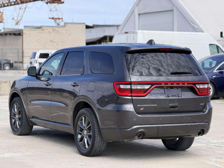 Grey Dodge Durango 2018 in Siauliai, with an engine capacity of 3.60 L and mileage of 245 thousand km for 10900 €, photo 5 on AUTOMOTO.COM.LV
