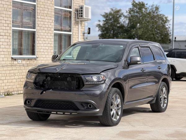 Grey Dodge Durango 2018 in Siauliai, with an engine capacity of 3.60 L and mileage of 194 thousand km for 10900 €, photo 1 on AUTOMOTO.COM.LV