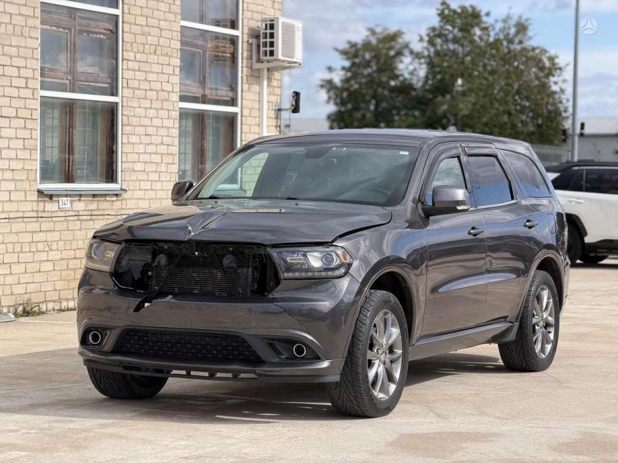 Grey Dodge Durango 2018 in Siauliai, with an engine capacity of 3.60 L and mileage of 194 thousand km for 10900 €, photo 1 on AUTOMOTO.COM.LV