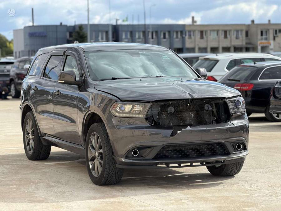 Grey Dodge Durango 2018 in Siauliai, with an engine capacity of 3.60 L and mileage of 194 thousand km for 10900 €, photo 4 on AUTOMOTO.COM.LV