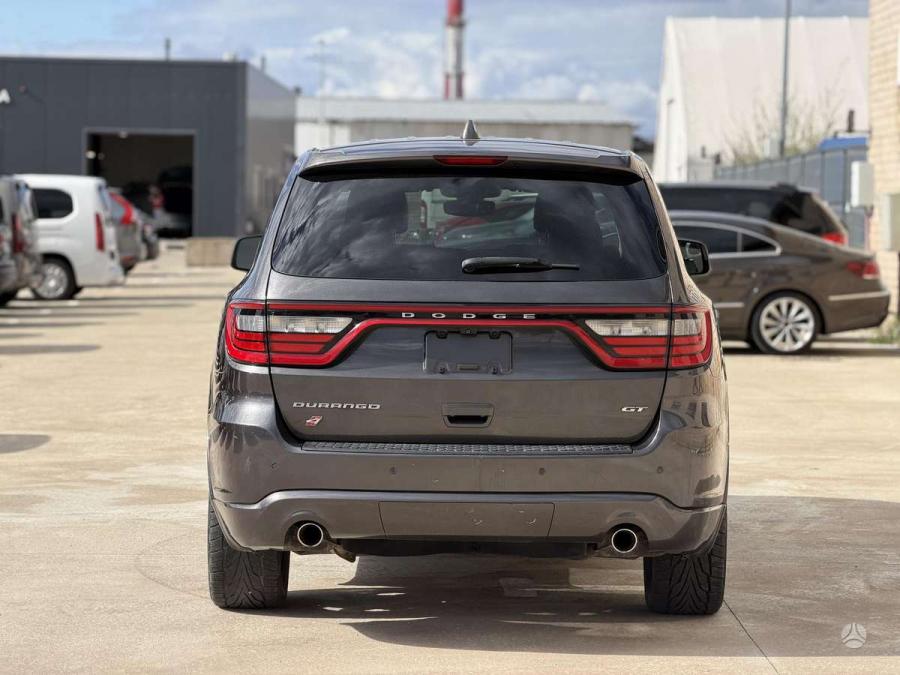 Grey Dodge Durango 2018 in Siauliai, with an engine capacity of 3.60 L and mileage of 194 thousand km for 10900 €, photo 6 on AUTOMOTO.COM.LV
