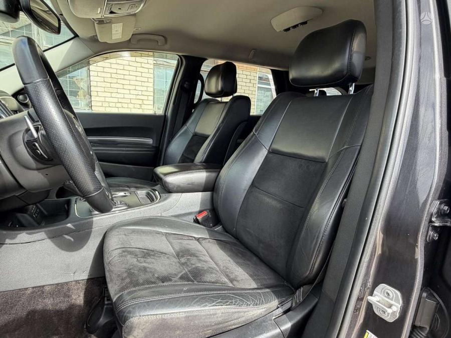Grey Dodge Durango 2018 in Siauliai, with an engine capacity of 3.60 L and mileage of 194 thousand km for 10900 €, photo 9 on AUTOMOTO.COM.LV