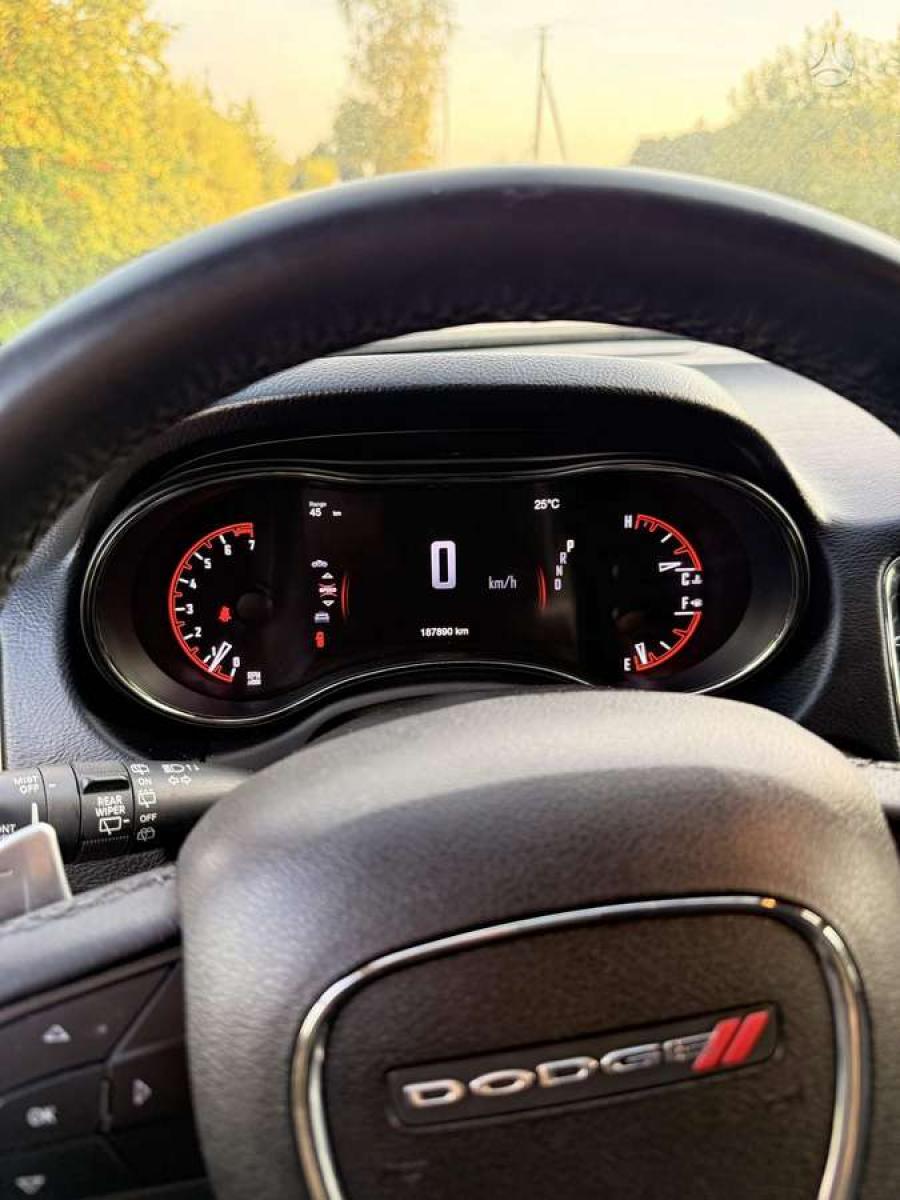 Grey Dodge Durango 2018 in Klaipeda, with an engine capacity of 3.60 L and mileage of 188 thousand km for 17000 €, photo 7 on AUTOMOTO.COM.LV