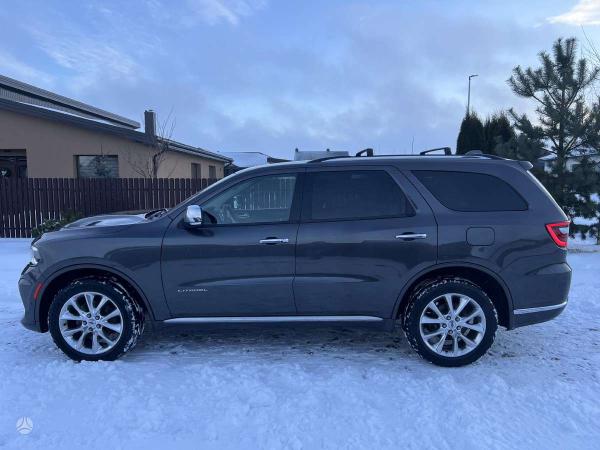 Grey Dodge Durango 2019 in Siauliai, with an engine capacity of 3.60 L and mileage of 177 thousand km for 18750 €, photo 8 on AUTOMOTO.COM.LV