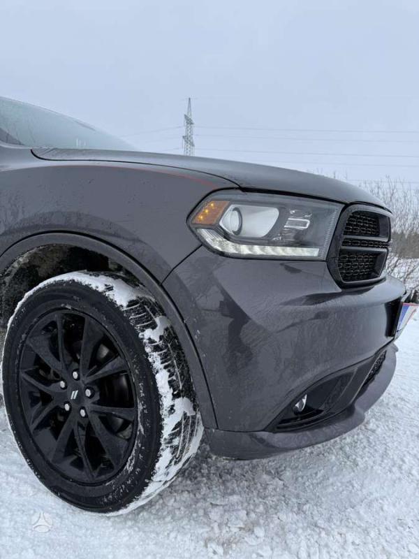 Grey Dodge Durango 2019 in Kretinga, with an engine capacity of 3.60 L and mileage of 122 thousand km for 17700 €, photo 3 on AUTOMOTO.COM.LV