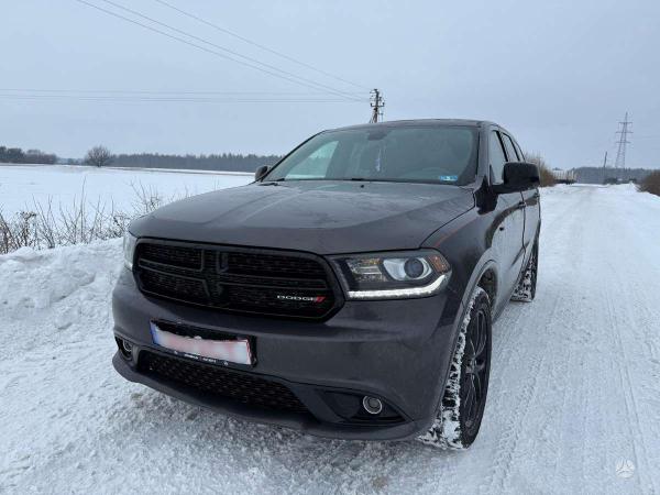 Grey Dodge Durango 2019 in Kretinga, with an engine capacity of 3.60 L and mileage of 122 thousand km for 17700 €, photo 5 on AUTOMOTO.COM.LV
