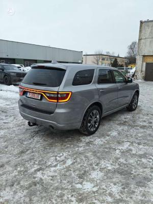 Grey Dodge Durango 2019 in Kaunas, with an engine capacity of 3.60 L and mileage of 120 thousand km for 22000 €, photo 4 on AUTOMOTO.COM.LV