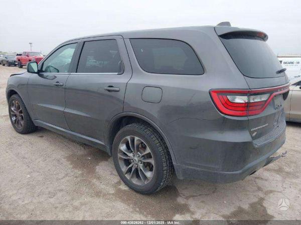 Grey Dodge Durango 2019 in Vilnius, with an engine capacity of 3.60 L and mileage of 271 thousand km for 9700 €, photo 2 on AUTOMOTO.COM.LV