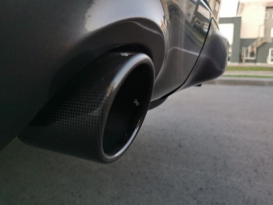 Pelēks Dodge Durango 2019 Šauļi, ar dzinēja tilpumu 3.60 L un nobraukumu 195 tūkst. km par 25000 €, foto 7 vietnē AUTOMOTO.COM.LV