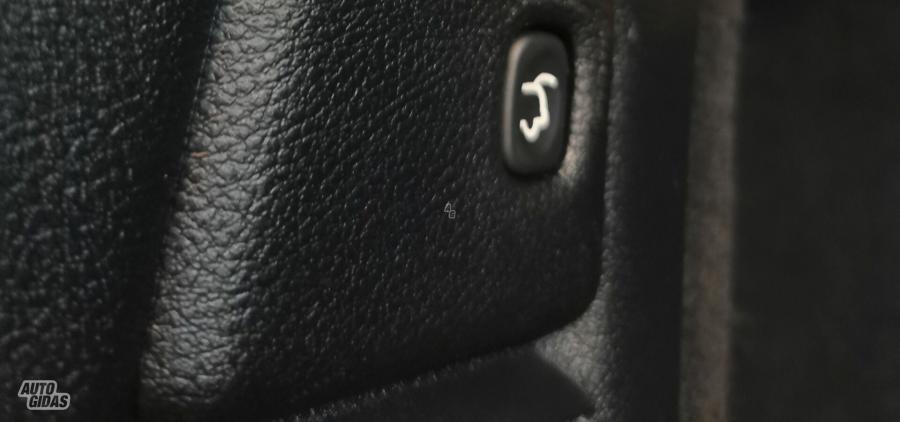 Pelēks Dodge Durango 2019 Šauļi, ar dzinēja tilpumu 3.60 L un nobraukumu 195 tūkst. km par 25000 €, foto 18 vietnē AUTOMOTO.COM.LV